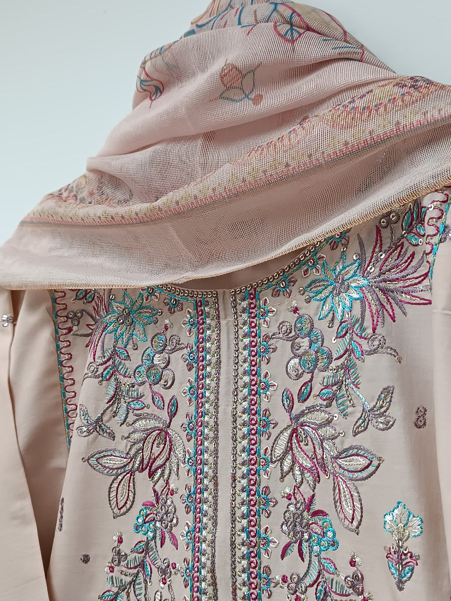 MOJEEB UC (PEACH)– Lubana Store