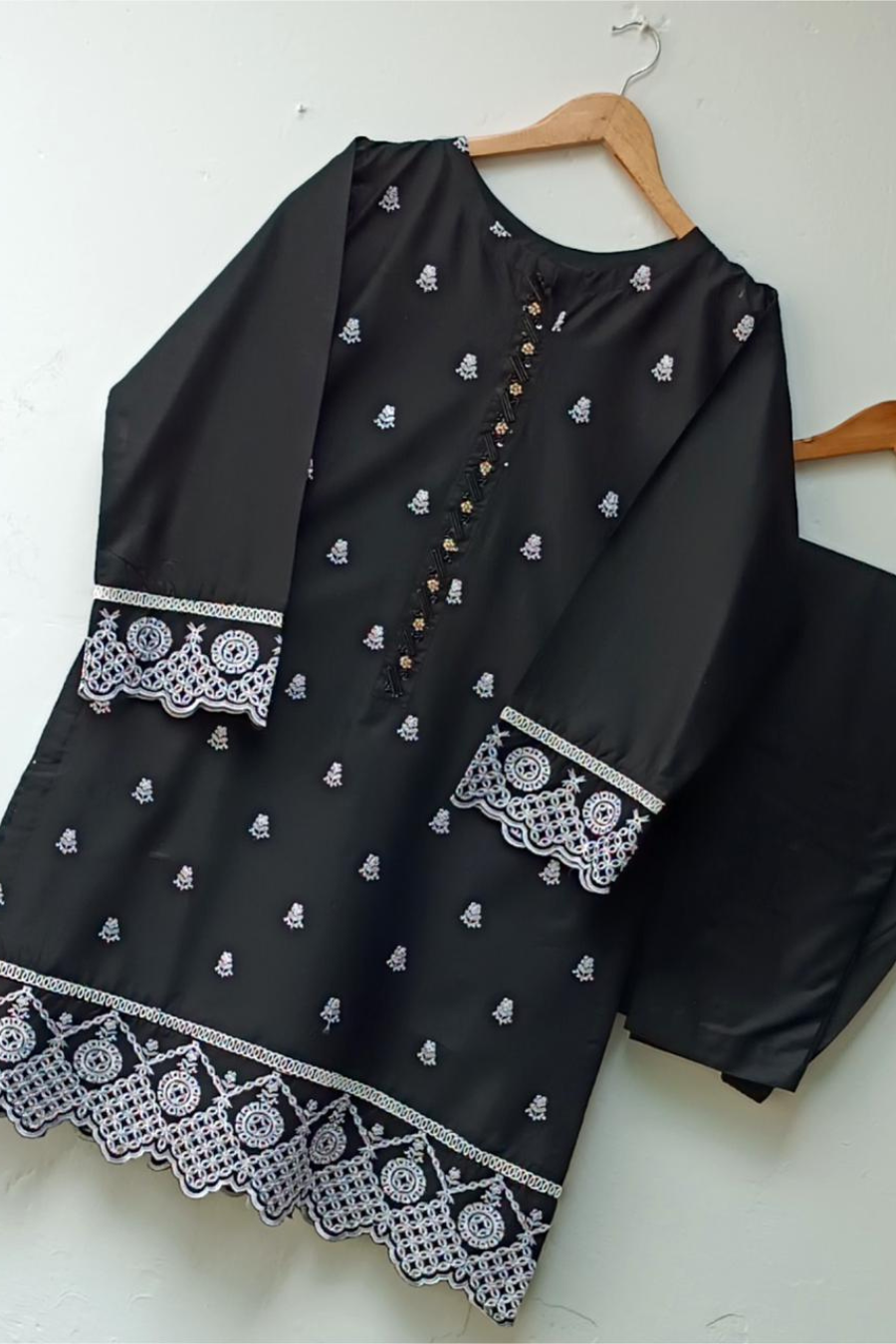 LUNA (BLACK)– Lubana Store