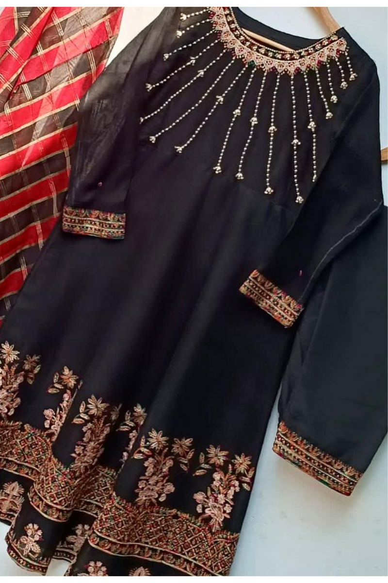BEYOND (BLACK)– Lubana Store