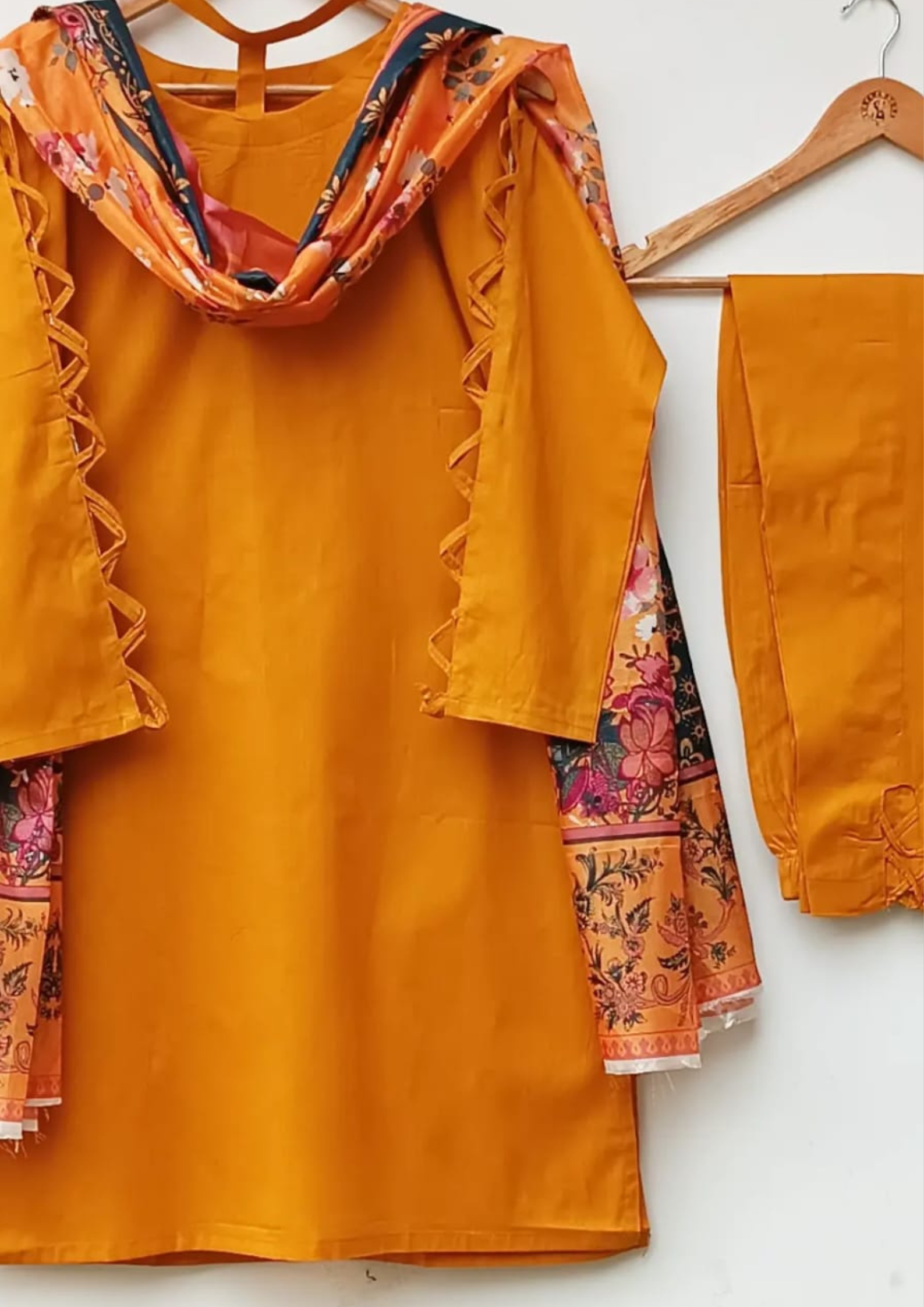 ALEENA (MUSTARD)– Lubana Store